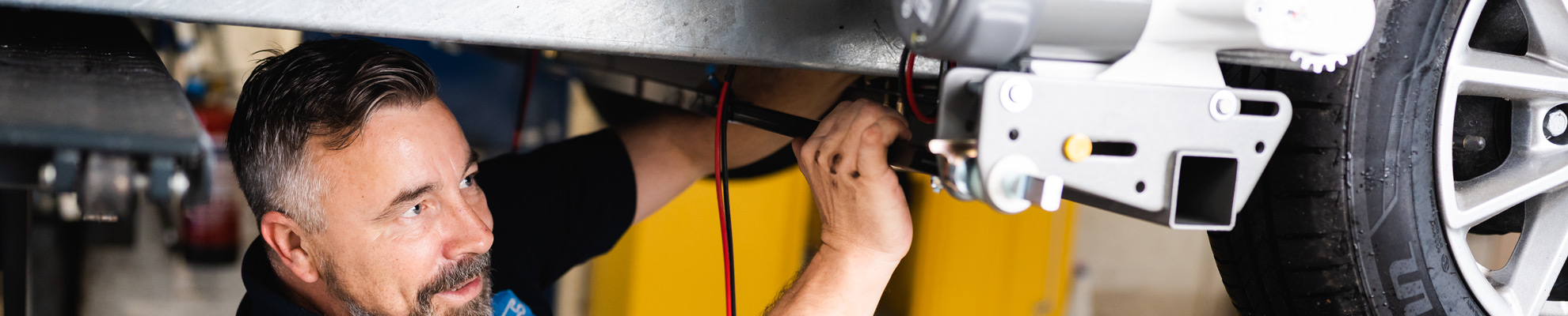 Caravan Motor Movers | Motor Mover Fitting | Motor Mover Experts ...